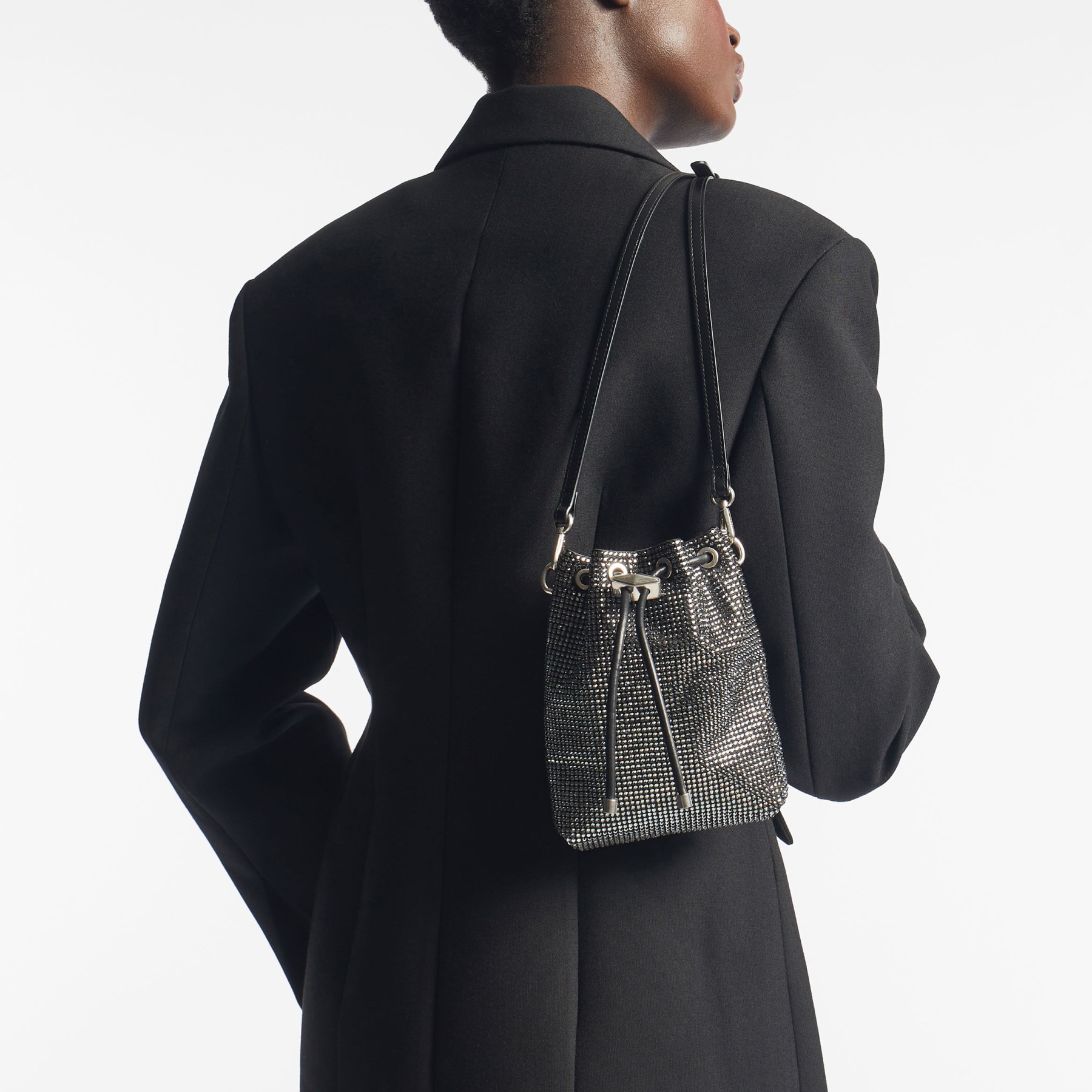 Cinch Mini | 水晶饰黑色缎面迷你包 | JIMMY CHOO