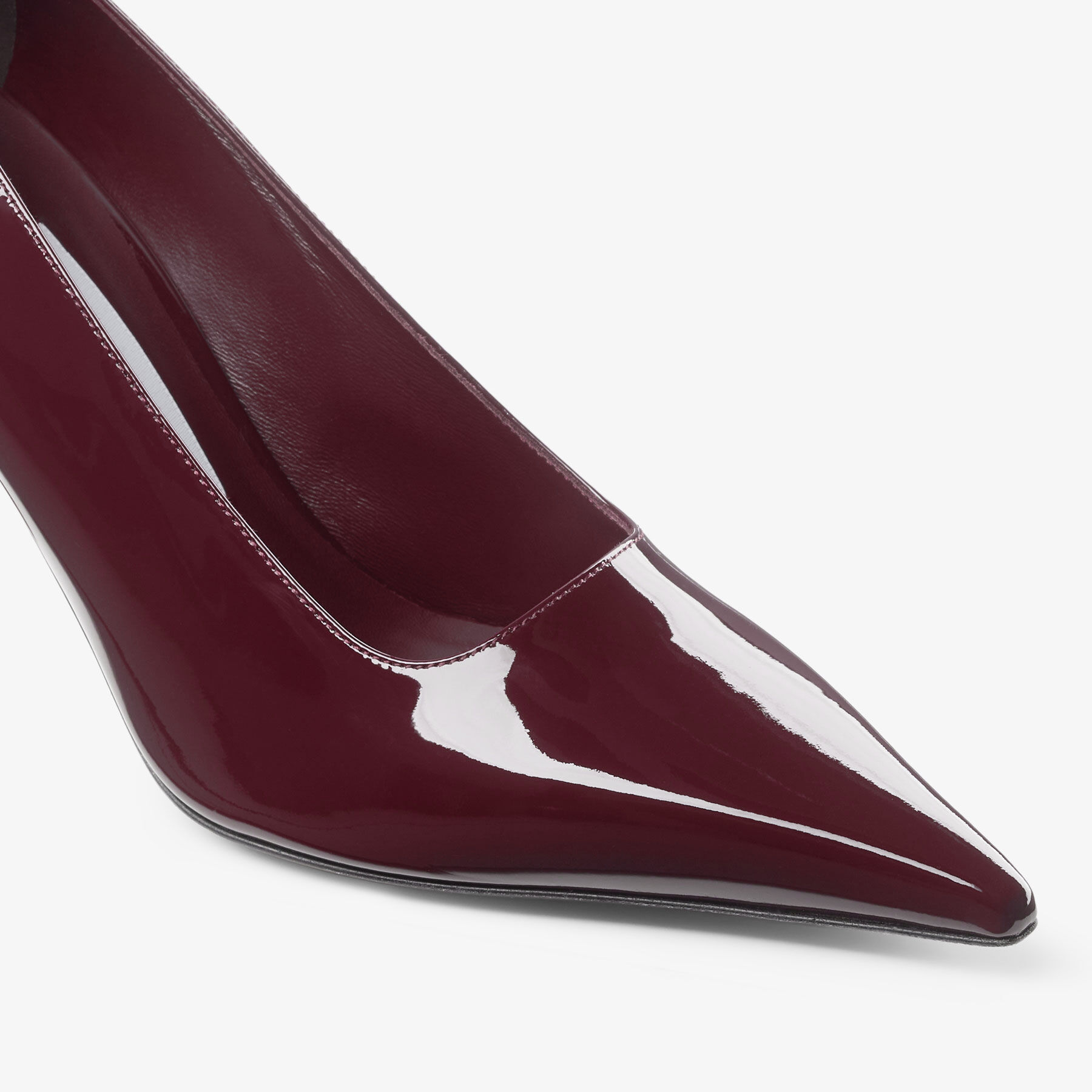 Ixia 80 | Pumps aus granatfarbenem Lackleder | JIMMYCHOO