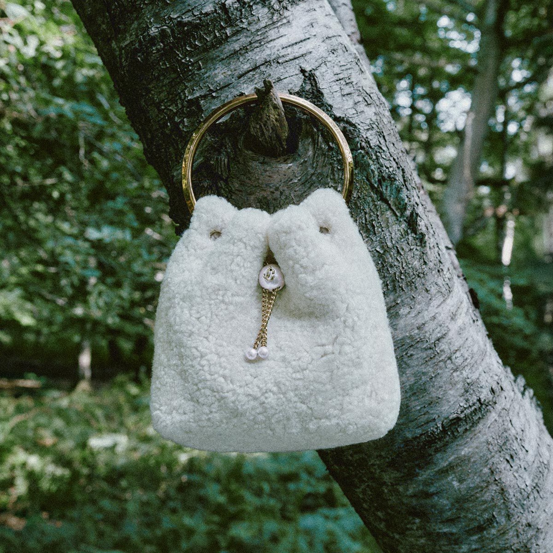 Bon Bon | Natural Bucket Bag with Metal Handle | JIMMY CHOO