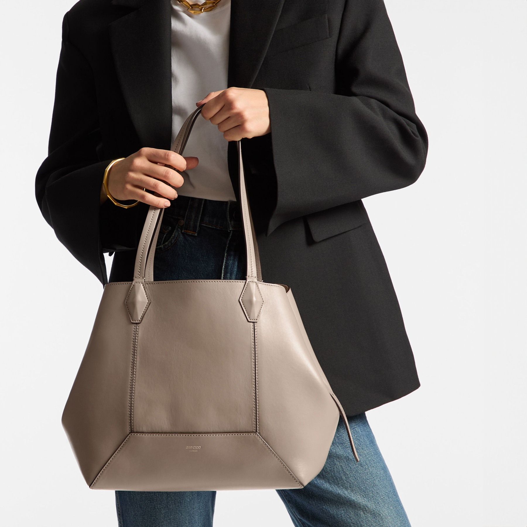 Diamond Tote/M | Taupe Calf Leather Tote Bag | JIMMY CHOO