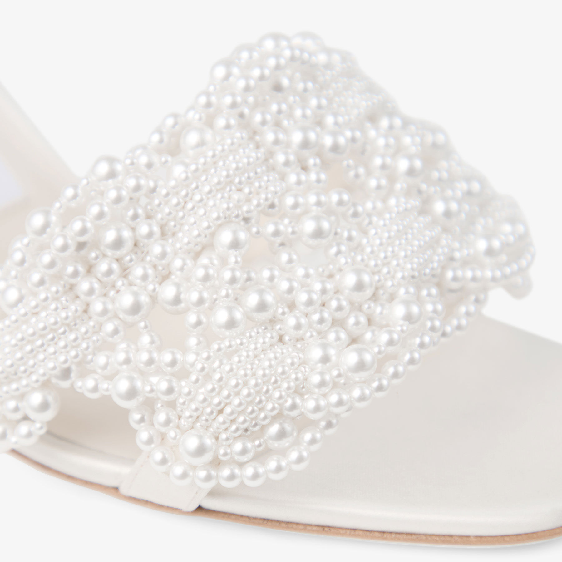 Cary Mule 70 |Sandalo sabot in raso avorio con perle | JIMMY CHOO
