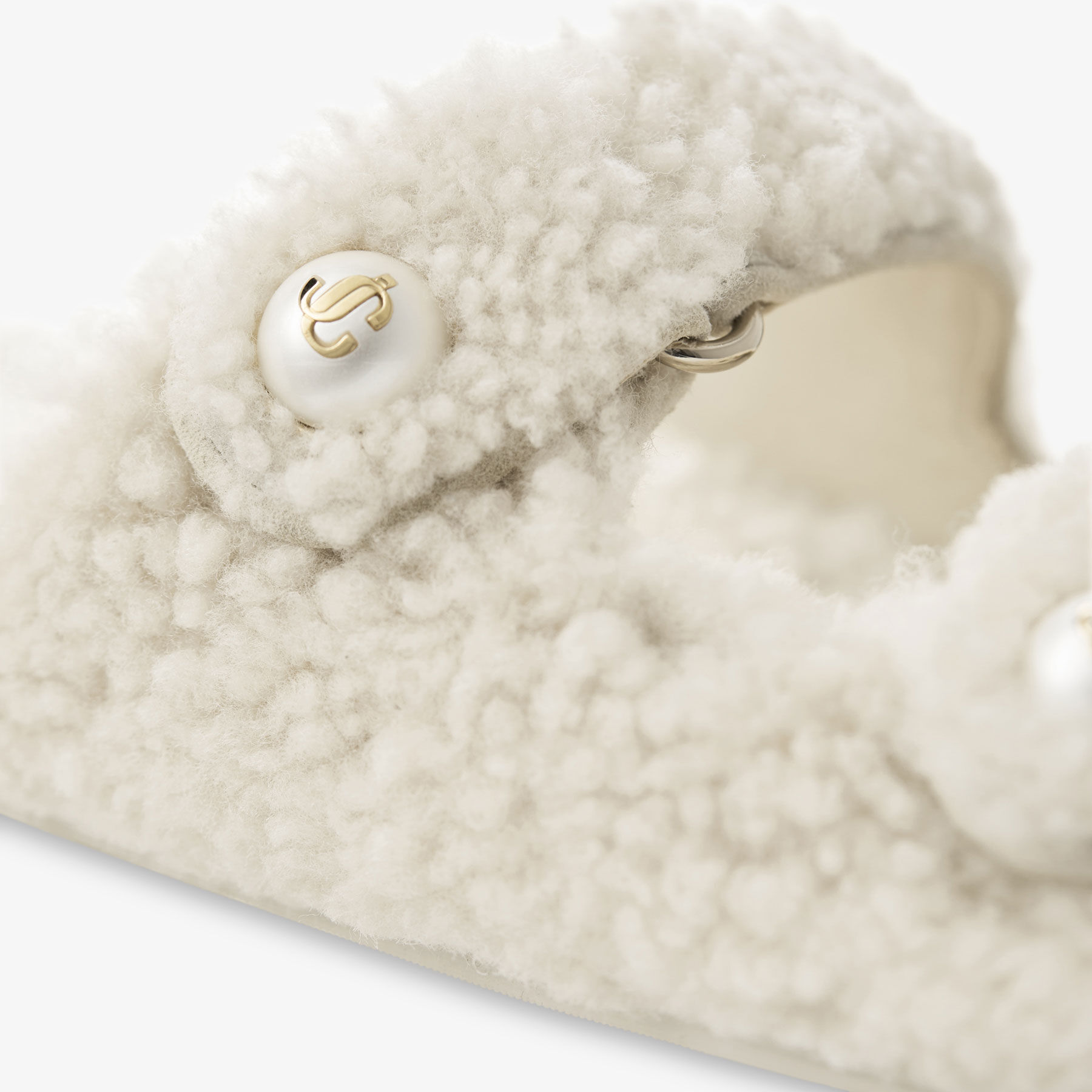 FAYENCE SANDAL | 내추럴 컬리 시어링 샌들 | 지미추