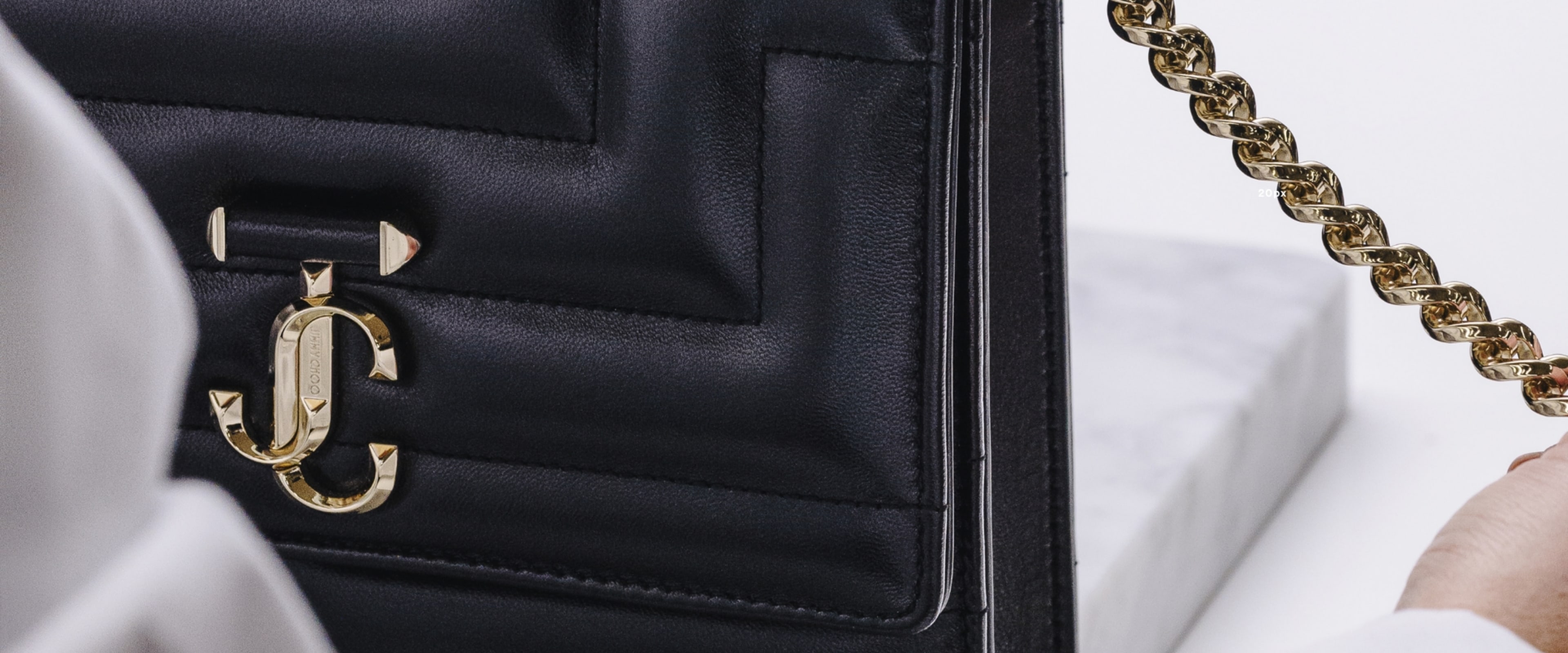 JC 월드 패션 블로그 - 영감과 조언 | JIMMY CHOO