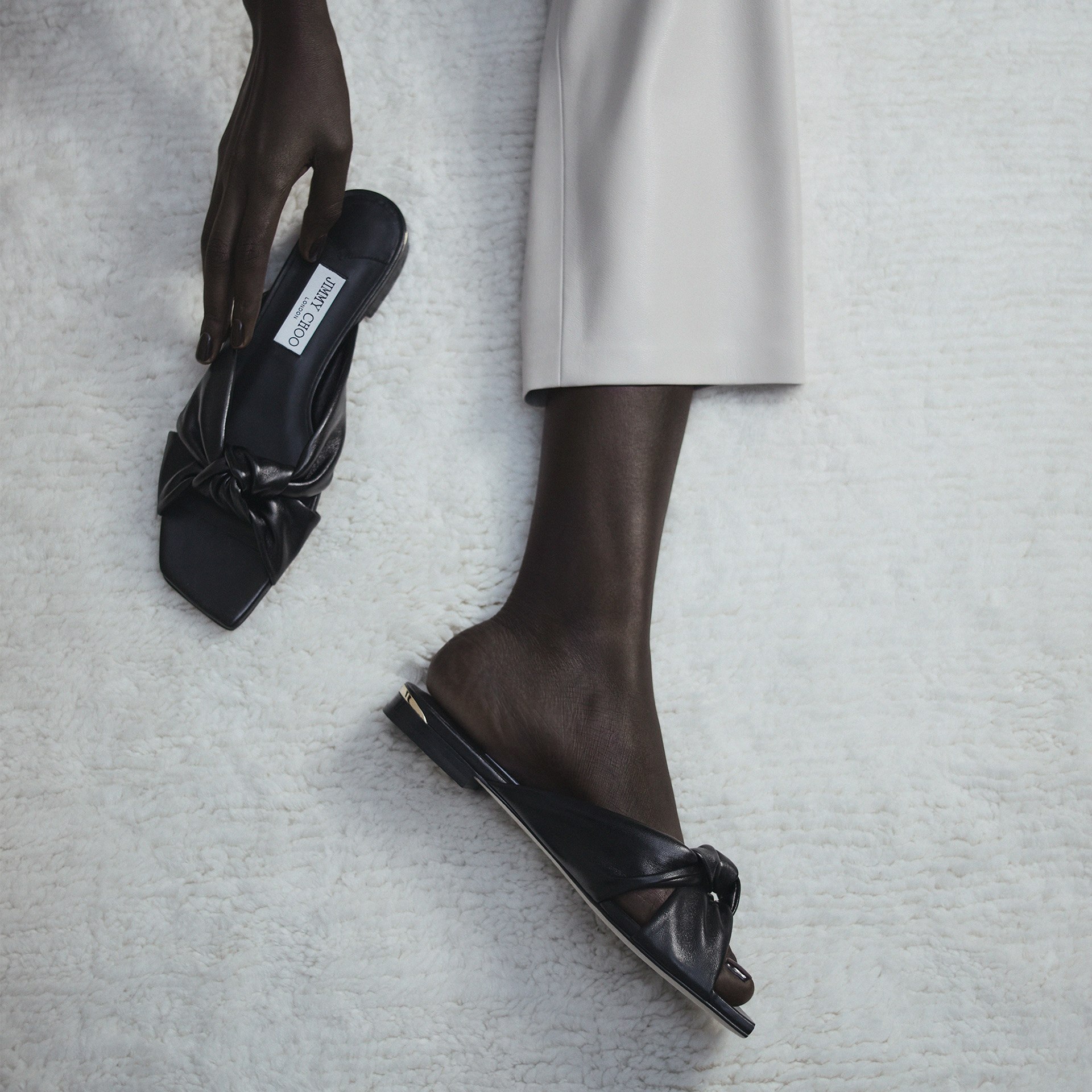 THE WARDROBE EDIT: UNDERSTATED ELEGANCE